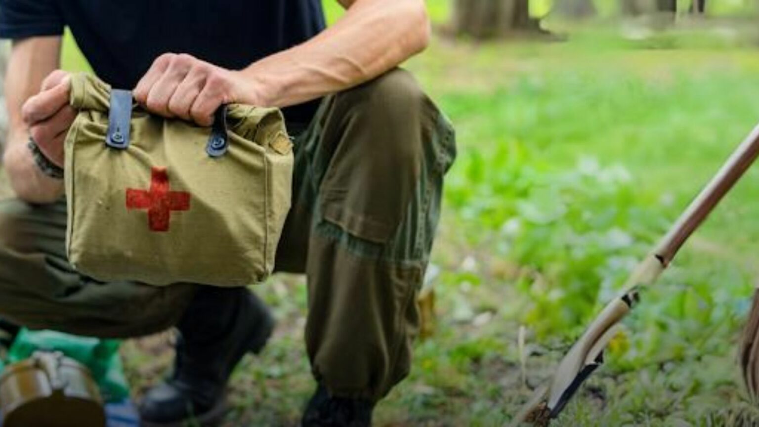 FREE: How To Build Your Backcountry or Wilderness First Aid Kit
